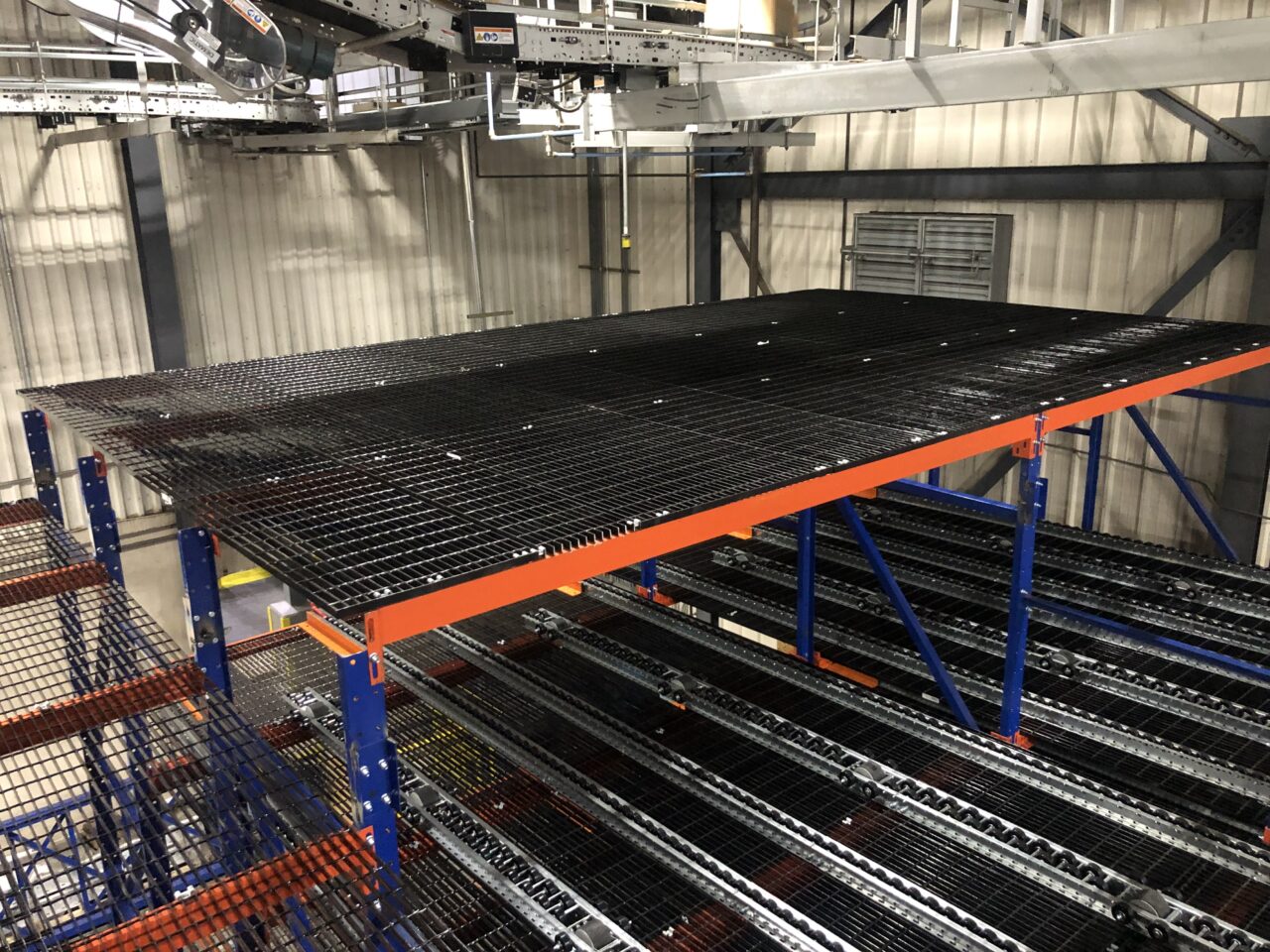Pallet Rack Systems | Pallets in Warehouse | Harris Handling
